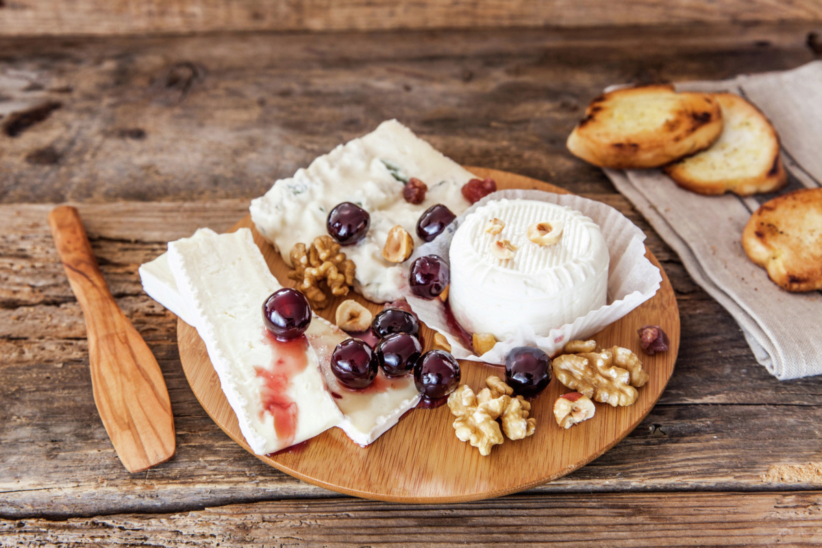 Cheese Selection With Amarena Cherries - Amarena Toschi